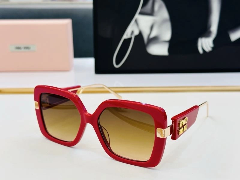 Cut-rate Miu Miu Sunglasses