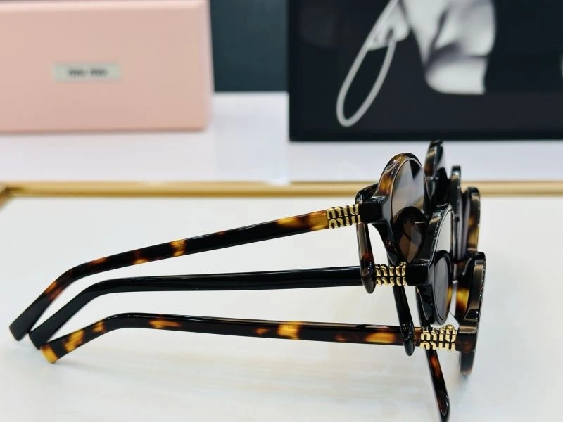 Factory-made Miu Miu Sunglasses