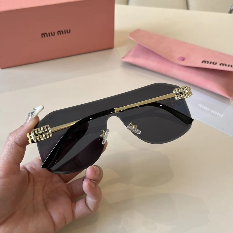 Bargain Miu Miu Sunglasses