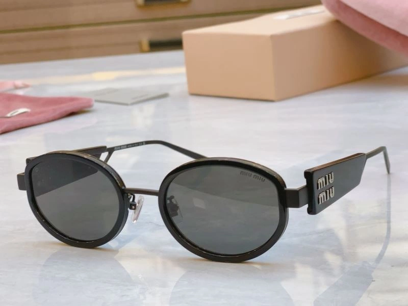 Top mirror Miu Miu Sunglasses