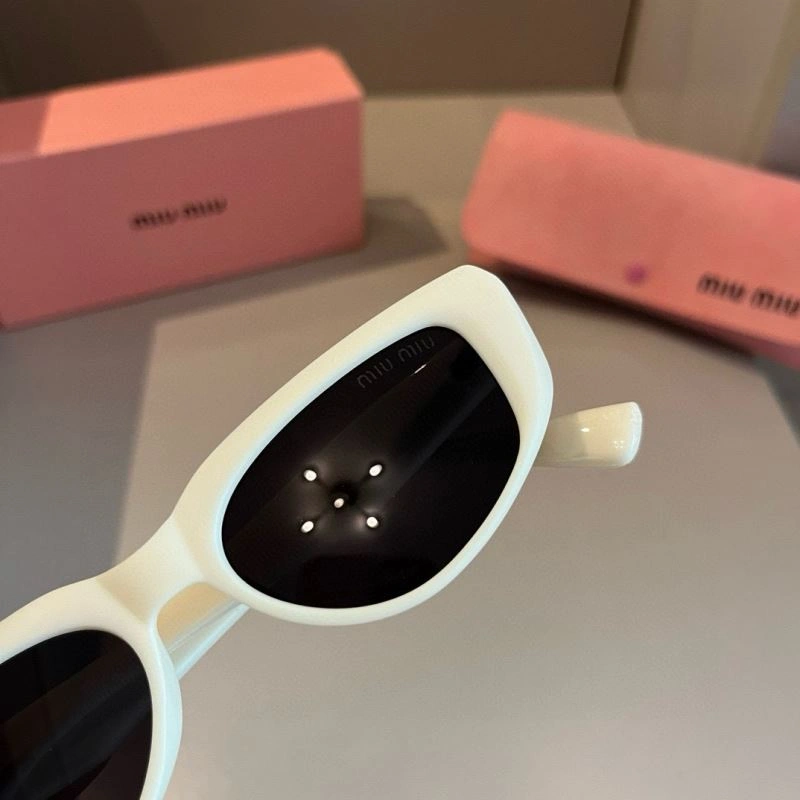 Bargain Miu Miu Sunglasses