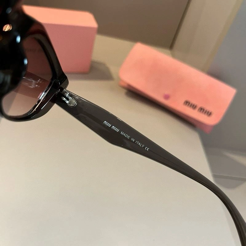 Factory-made Miu Miu Sunglasses