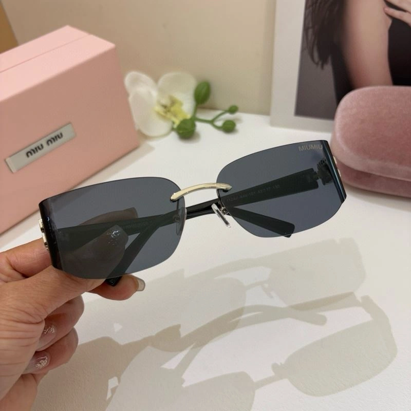 Low-cost Miu Miu Sunglasses