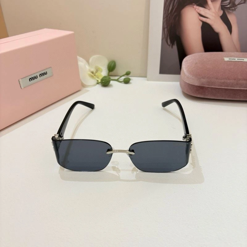 Low-cost Miu Miu Sunglasses
