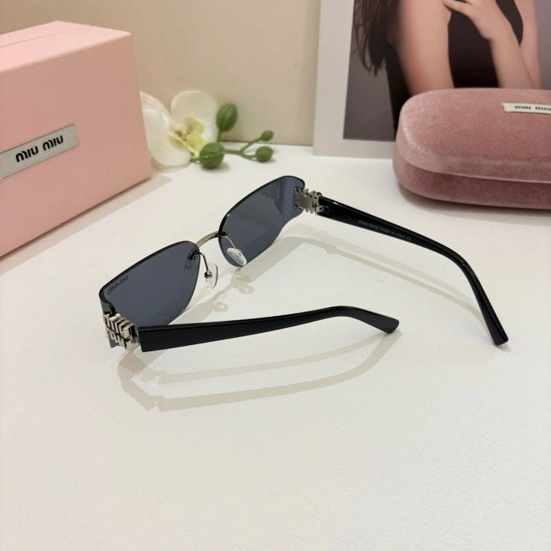 Low-cost Miu Miu Sunglasses