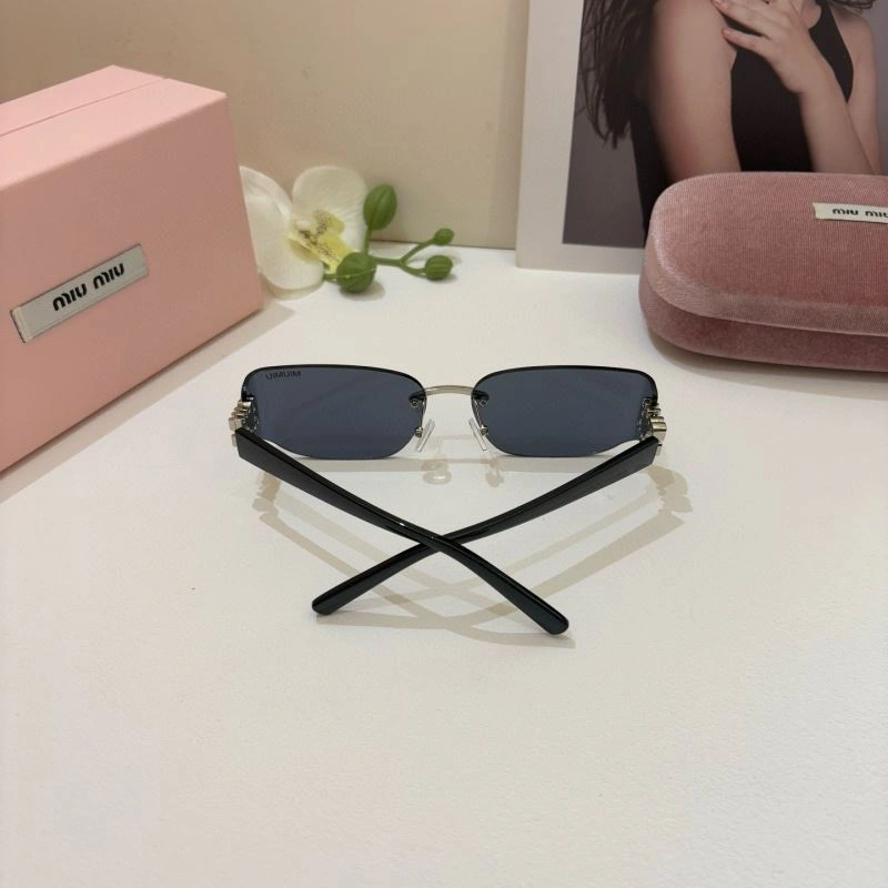 Low-cost Miu Miu Sunglasses