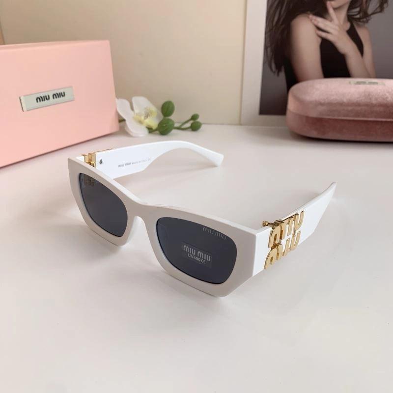 Top match Miu Miu Sunglasses