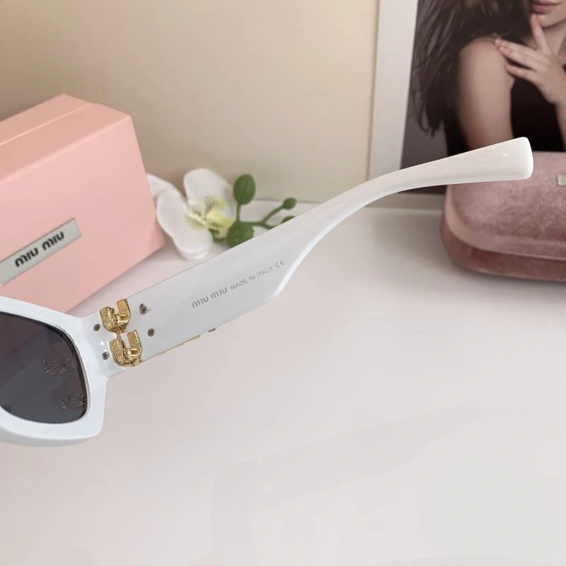 Top match Miu Miu Sunglasses