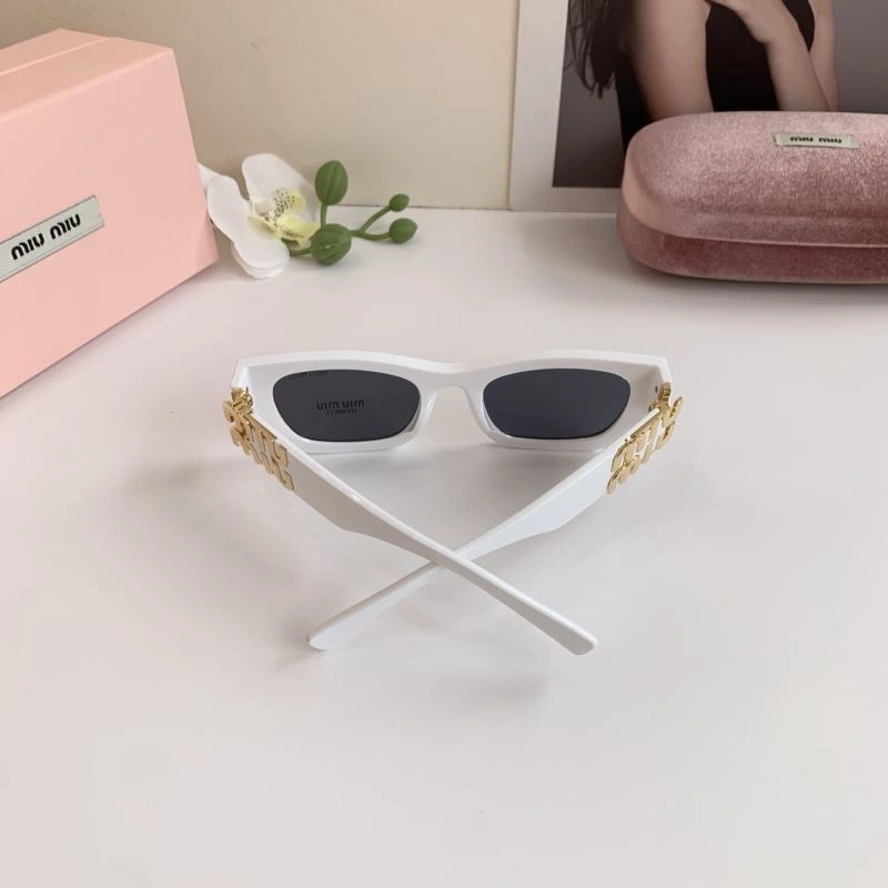Top match Miu Miu Sunglasses
