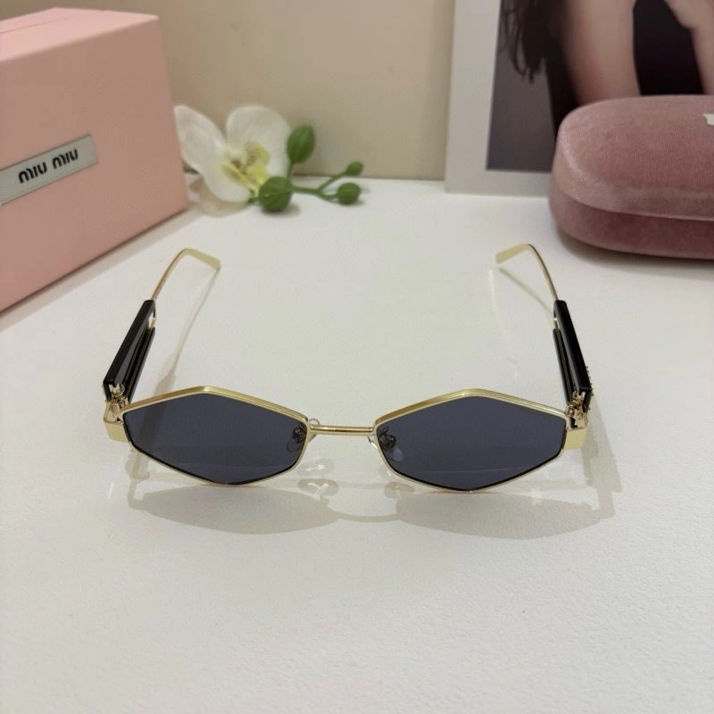 Top match Miu Miu Sunglasses