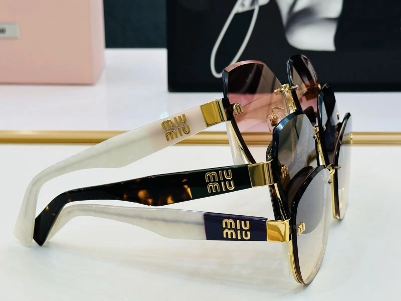 Perfect replica Miu Miu Sunglasses