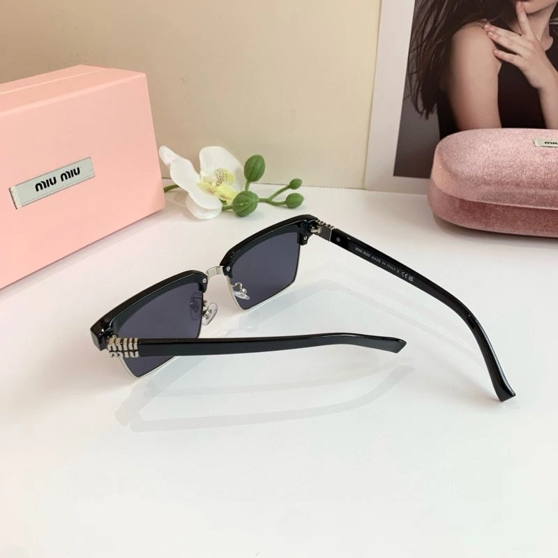 Legit Miu Miu Sunglasses
