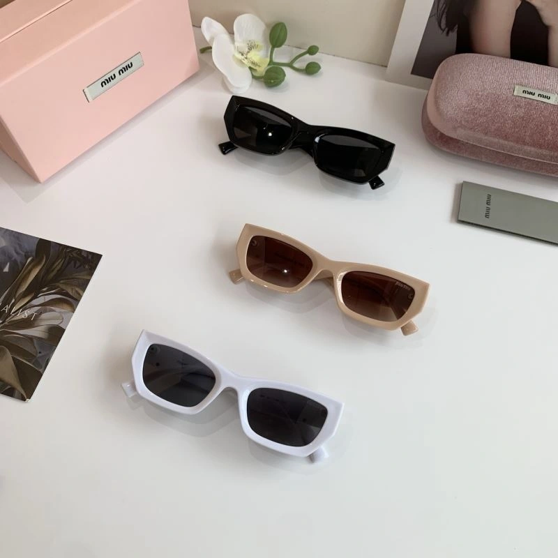 Exact replica Miu Miu Sunglasses