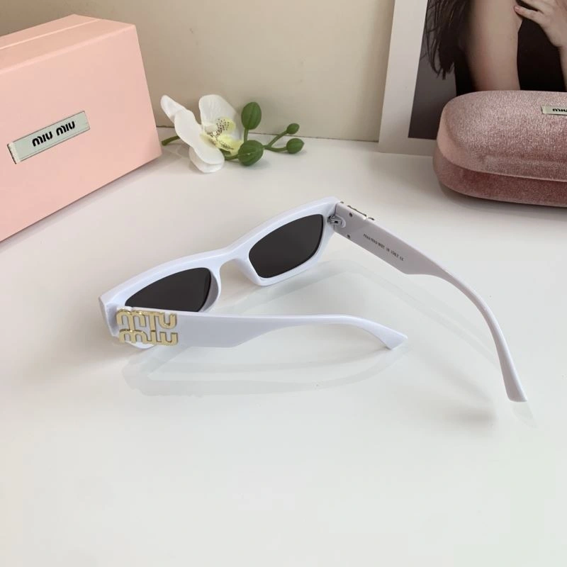 Cut-rate Miu Miu Sunglasses