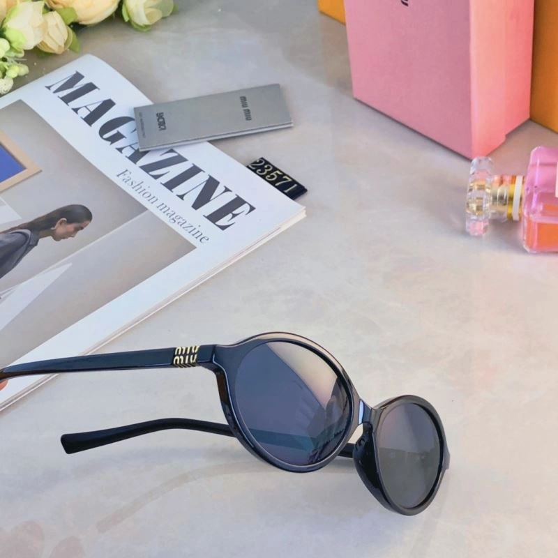 High fidelity Miu Miu Sunglasses