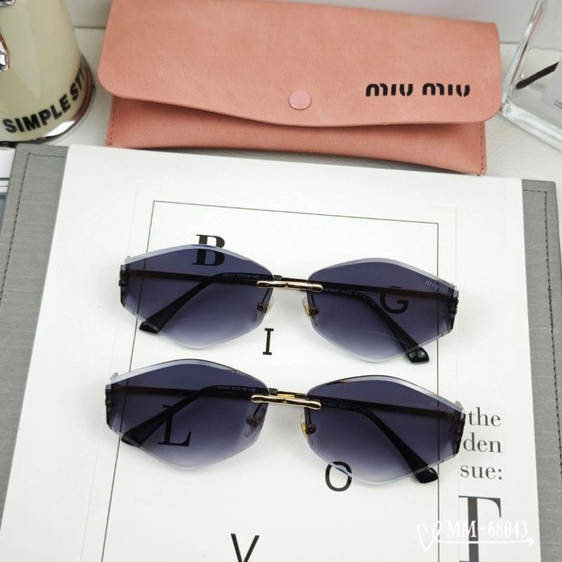 Exact replica Miu Miu Sunglasses