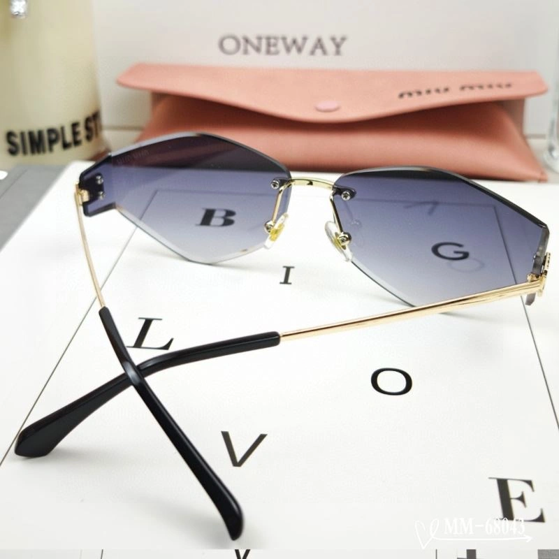 Exact replica Miu Miu Sunglasses