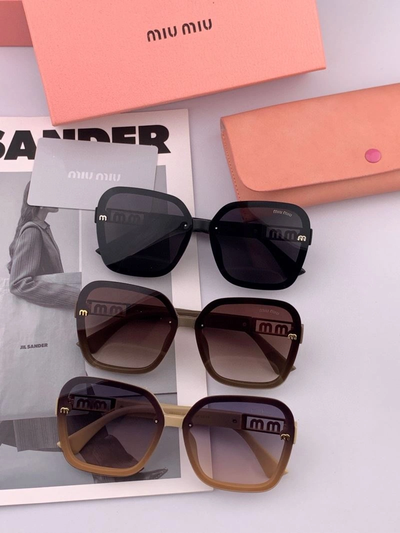Top mirror Miu Miu Sunglasses