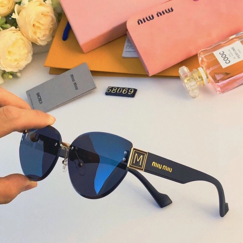 Exact replica Miu Miu Sunglasses