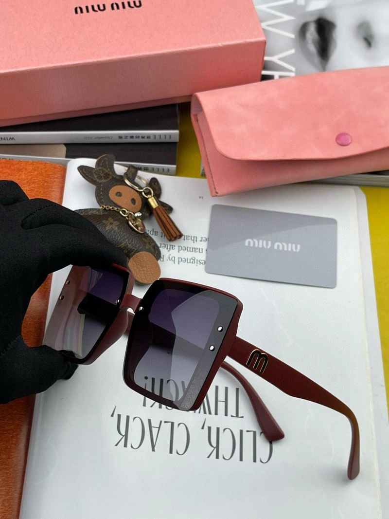 Bargain Miu Miu Sunglasses