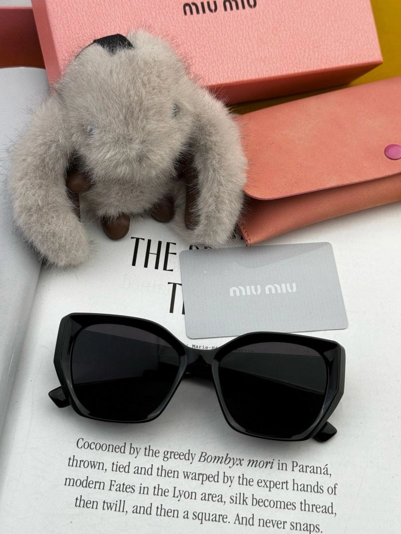 High fidelity Miu Miu Sunglasses