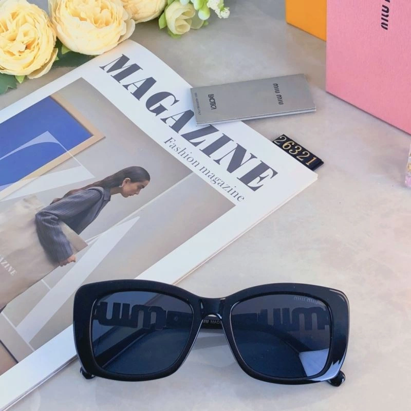 Top match Miu Miu Sunglasses