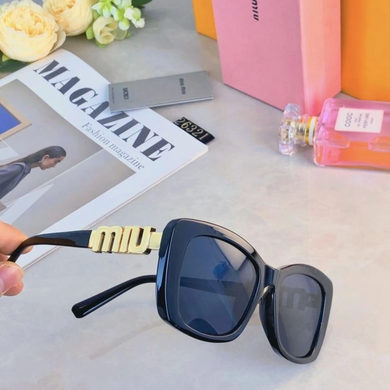 Top match Miu Miu Sunglasses