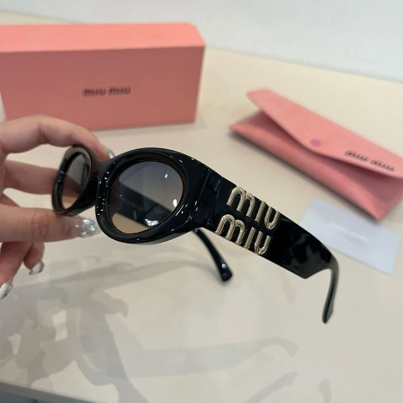 High fidelity Miu Miu Sunglasses