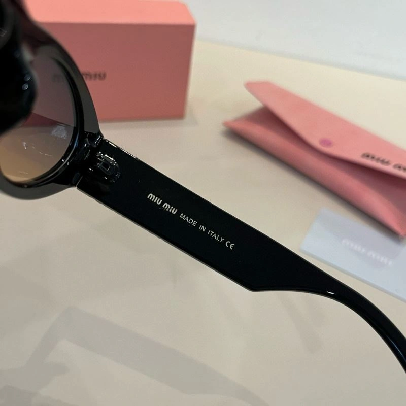 High fidelity Miu Miu Sunglasses