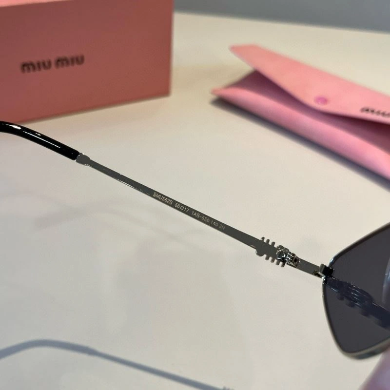 Precise copy Miu Miu Sunglasses