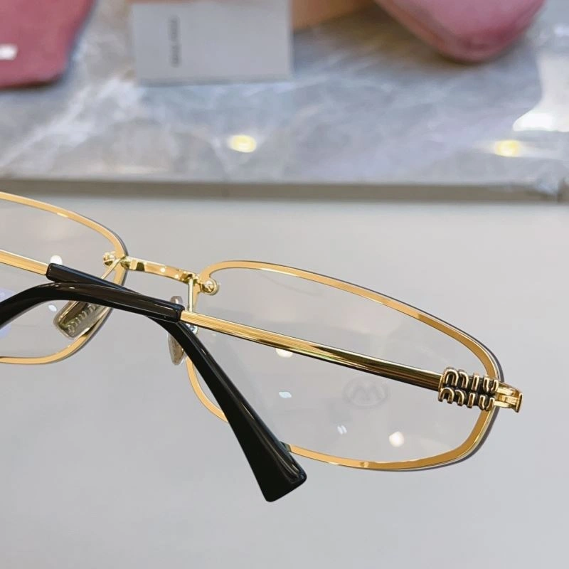 Bargain Miu Miu Sunglasses