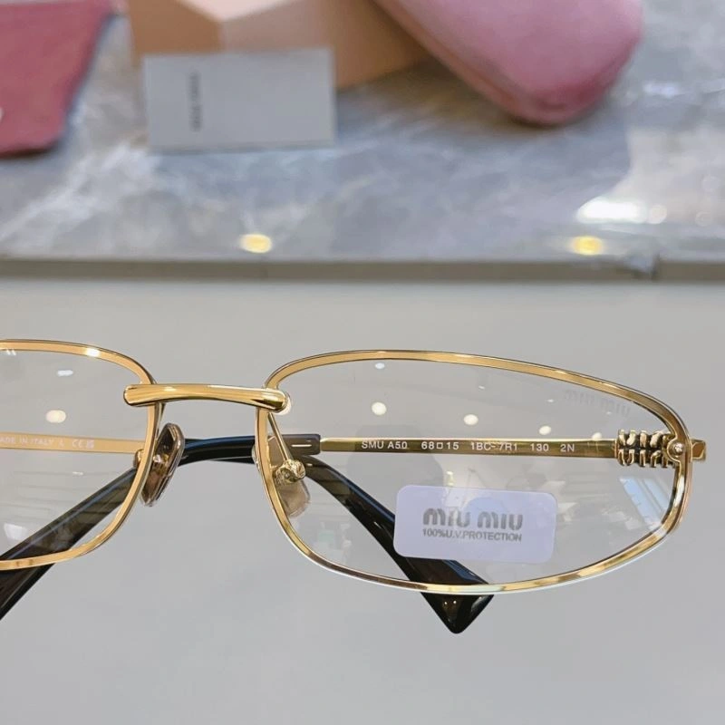 Bargain Miu Miu Sunglasses