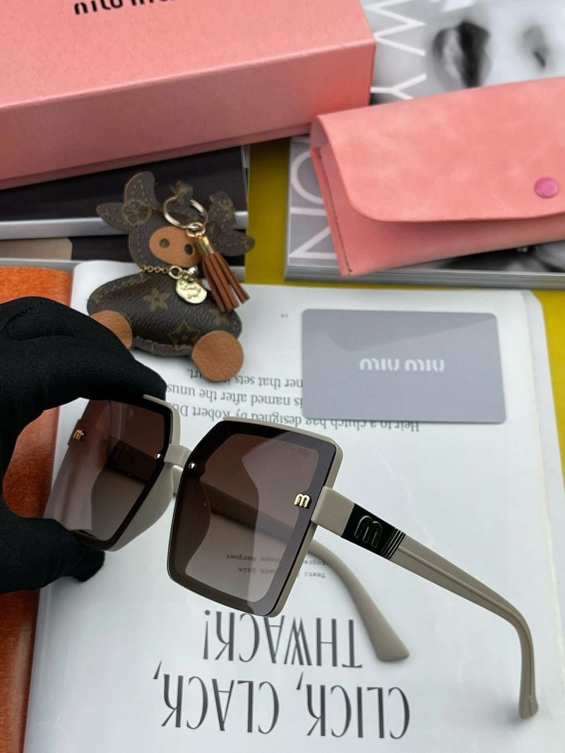 Low-cost Miu Miu Sunglasses