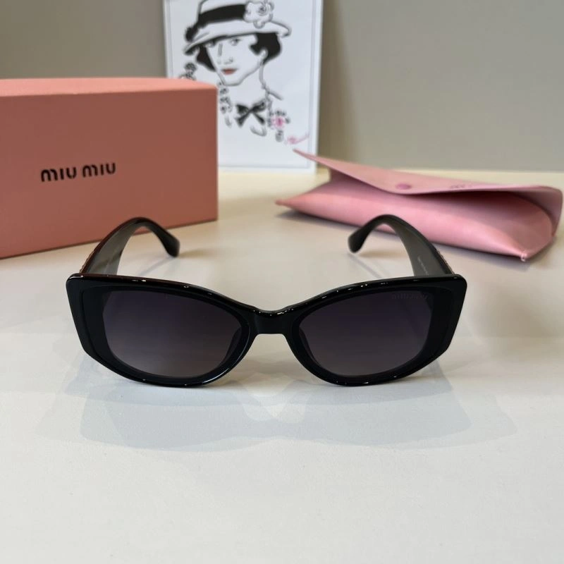 Top mirror Miu Miu Sunglasses