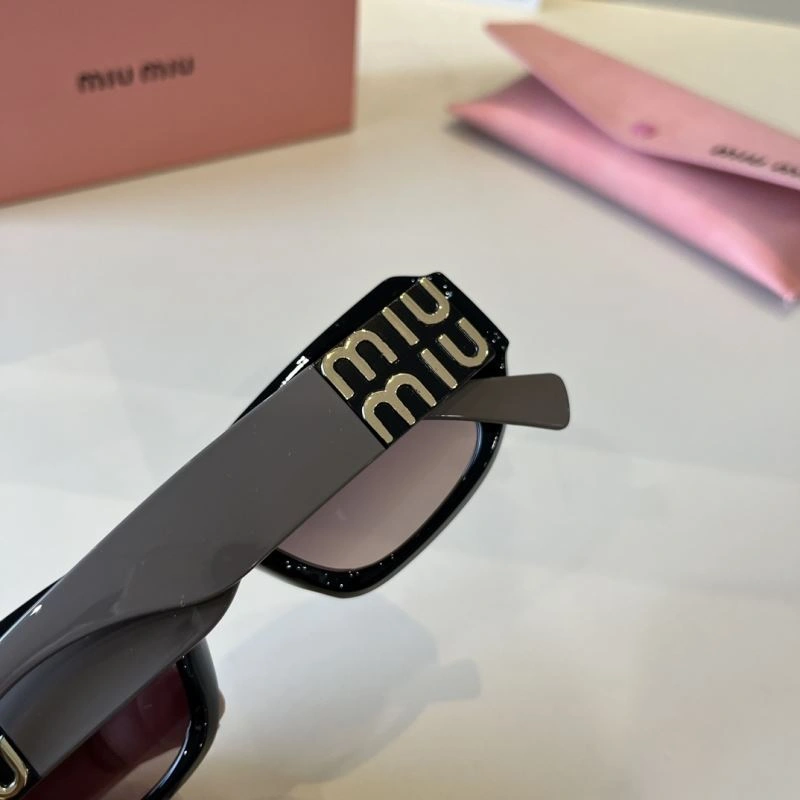 High fidelity Miu Miu Sunglasses