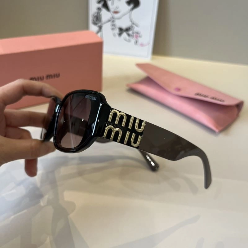 High fidelity Miu Miu Sunglasses