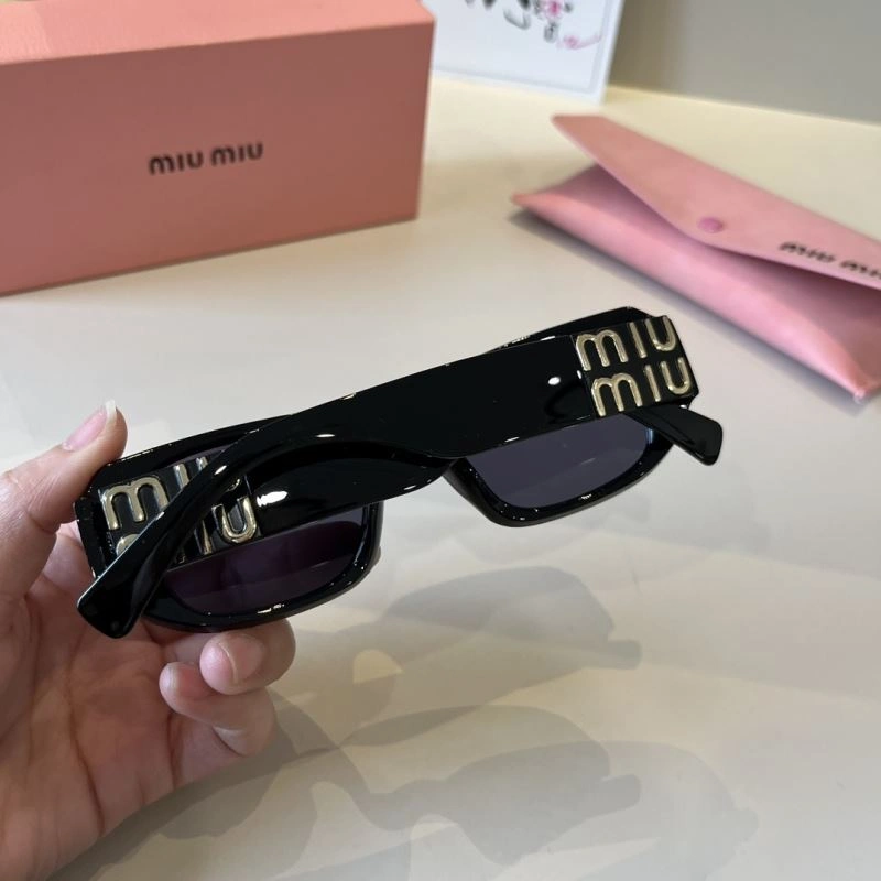 Factory-made Miu Miu Sunglasses