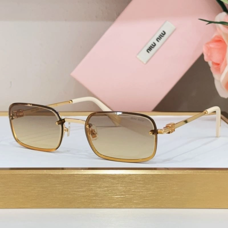 Exact replica Miu Miu Sunglasses
