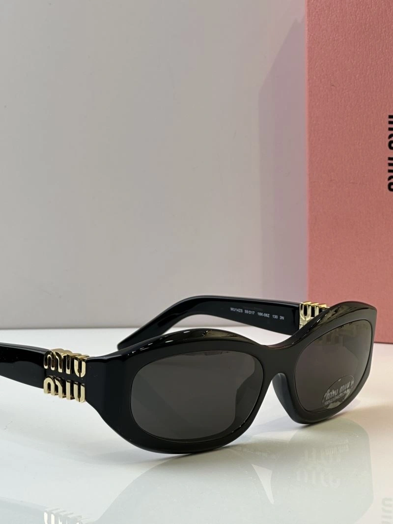 Exact replica Miu Miu Sunglasses