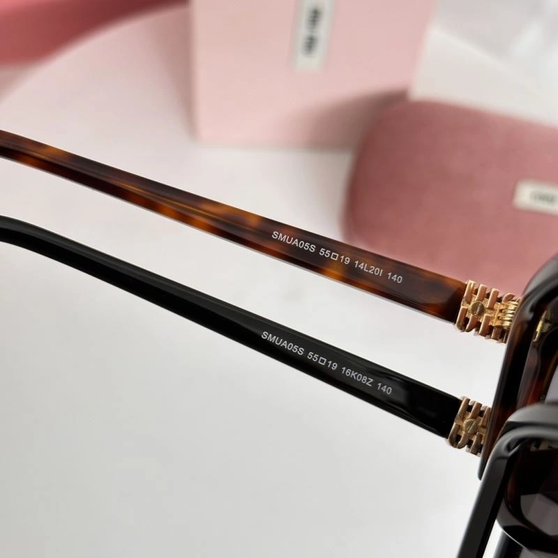 1:1 copy Miu Miu Sunglasses