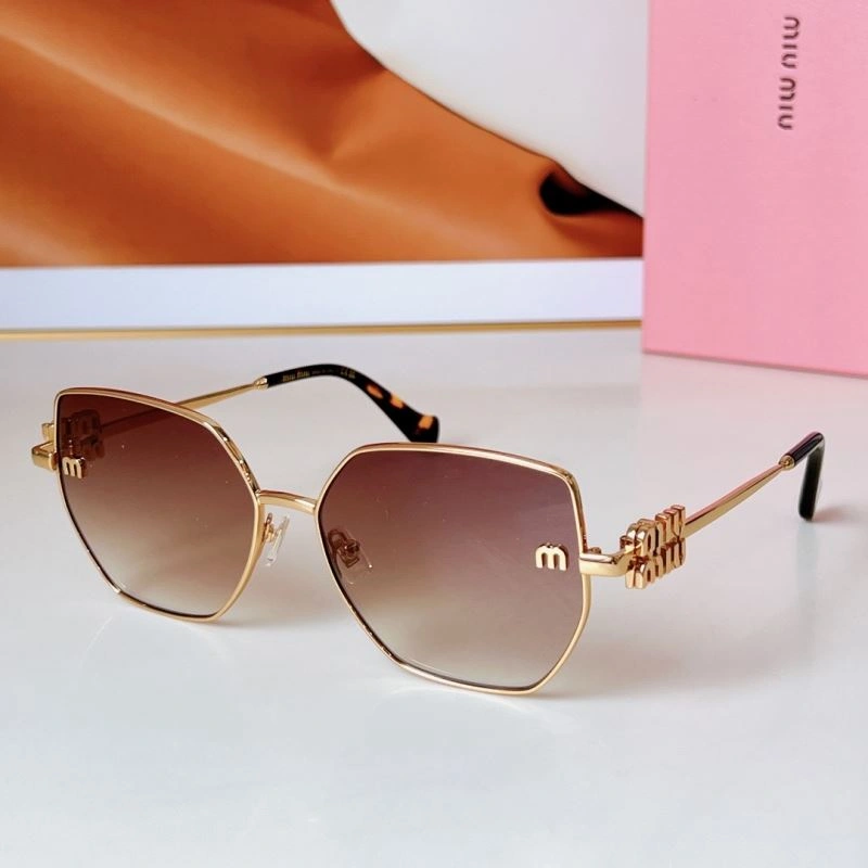 Top match Miu Miu Sunglasses