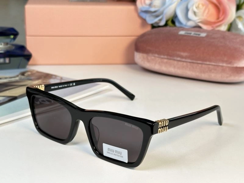 Cut-rate Miu Miu Sunglasses