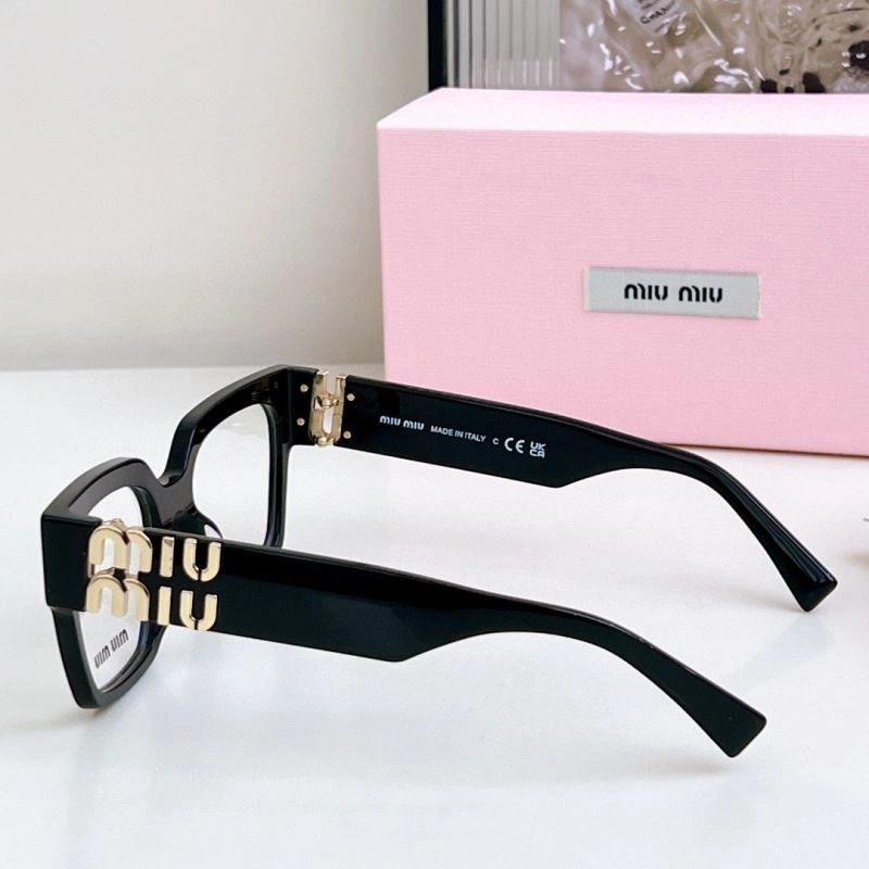 Bargain Miu Miu Sunglasses