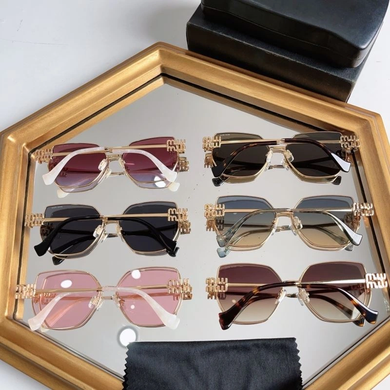 Low-cost Miu Miu Sunglasses