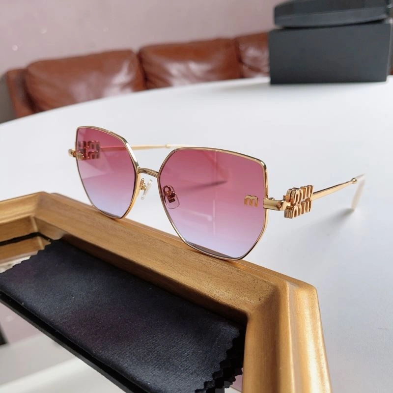 Low-cost Miu Miu Sunglasses