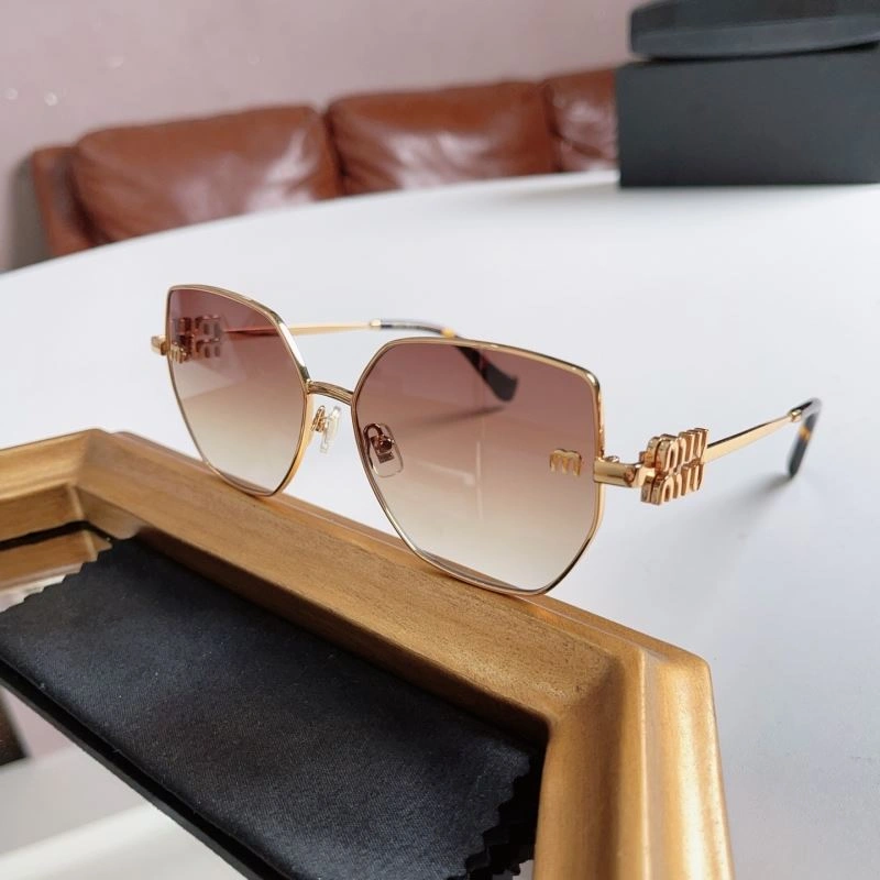 Low-cost Miu Miu Sunglasses