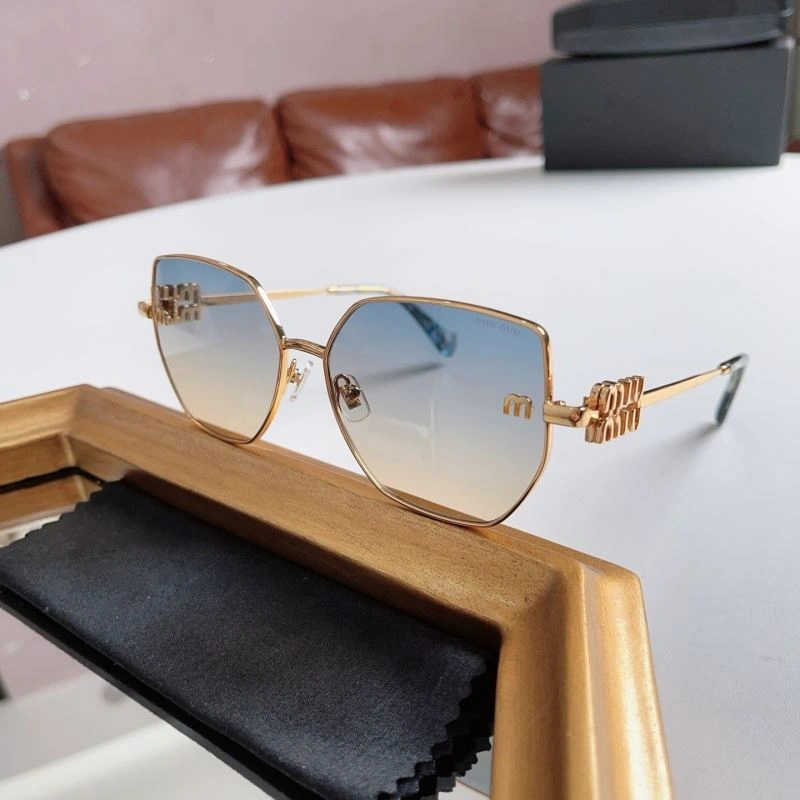 Low-cost Miu Miu Sunglasses