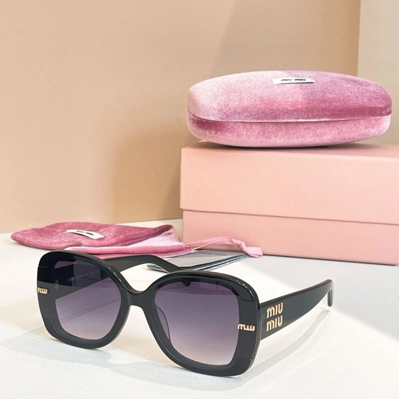 Top match Miu Miu Sunglasses
