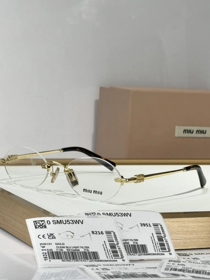 Exact replica Miu Miu Sunglasses