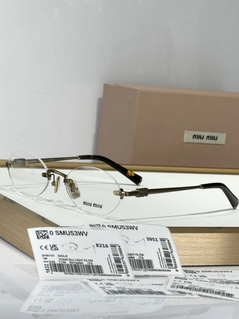 Exact replica Miu Miu Sunglasses